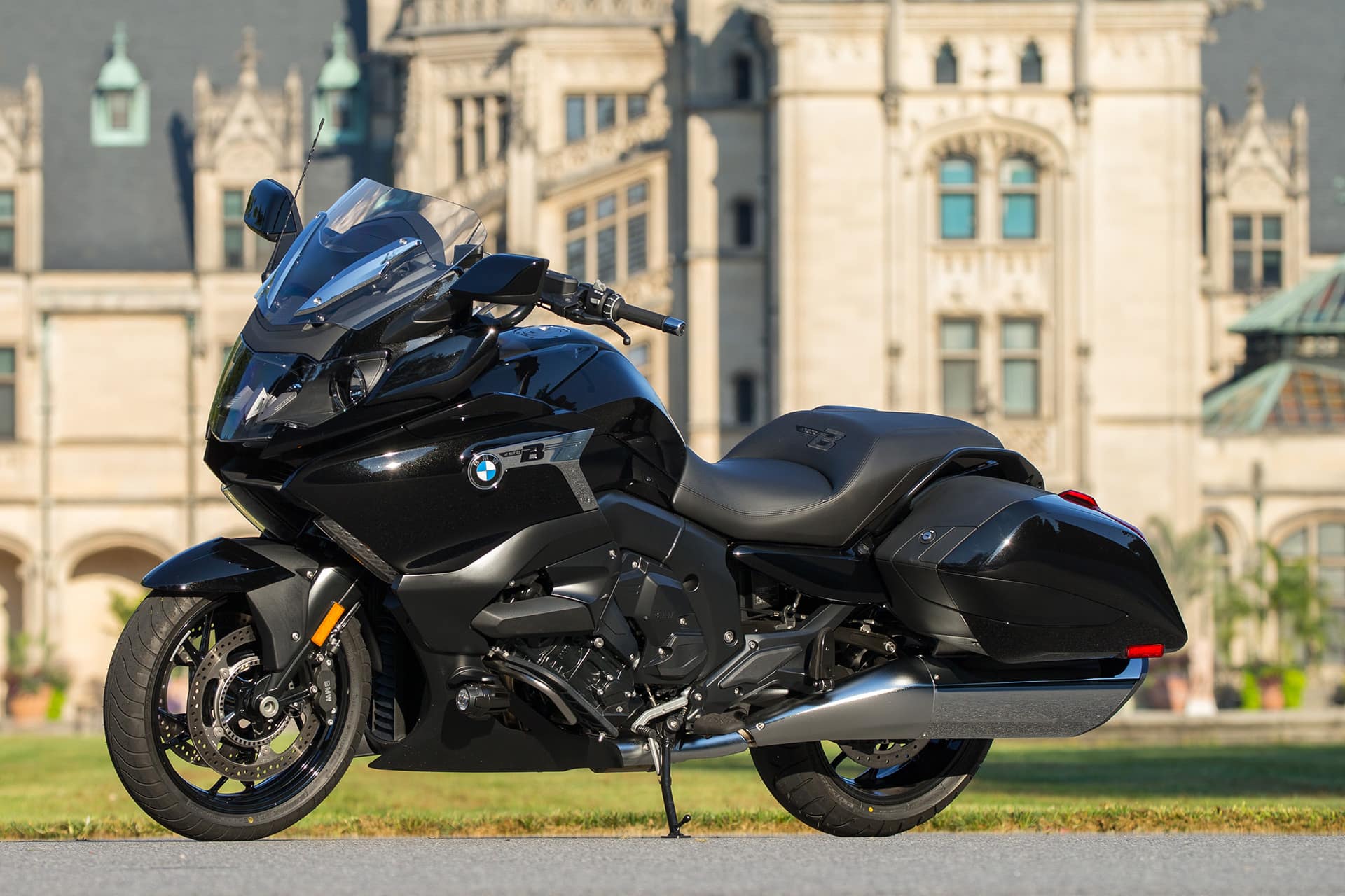 BMW K 1600 GTL: A Luxury Tourer with a Six-Cylinder Engine